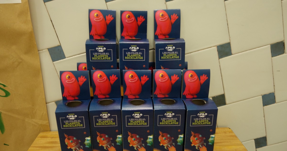 Recollida de piles del Concurs Apilo XII | Jesuïtes Casp